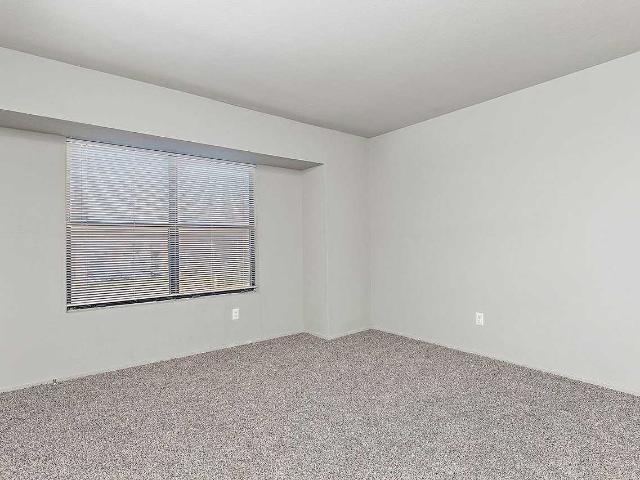Timberlane Village Apartments 2 Bedroom Apartment for Rent at 8803 Newton Ave, Kansas City, MO 64138 Loma Vista