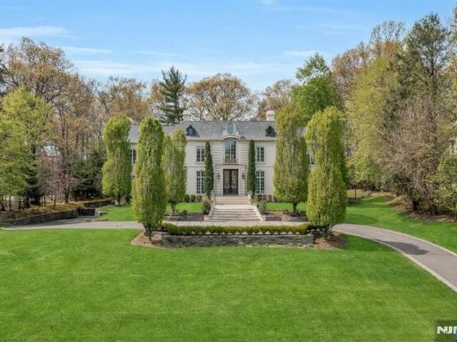 Timberline Dr, Franklin Lakes, Home For Sale