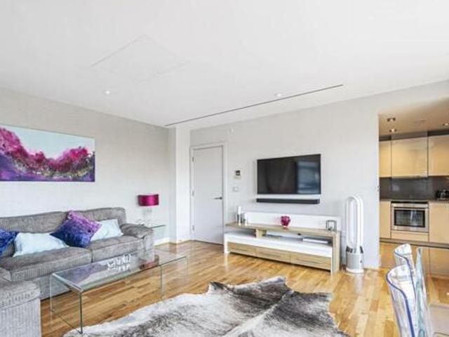 Times Square, Aldgate, 3 Bedroom Penthouse