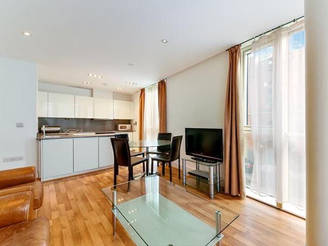 Times Square, London E1, 1 bed flat to rent, £2,500 pcm | PrimeLocation