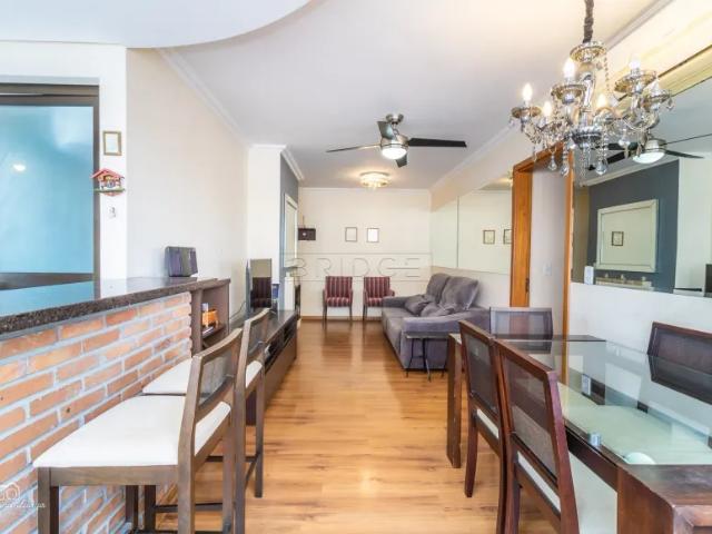 Ótimo apartamento com 81m2 de 3 dormitórios e 2 vagas de garagem!