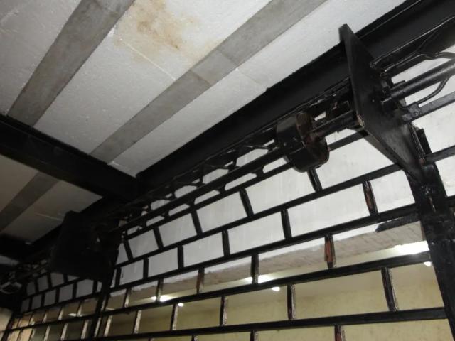 Ótimo conjunto com 2 lojas 102m² área total