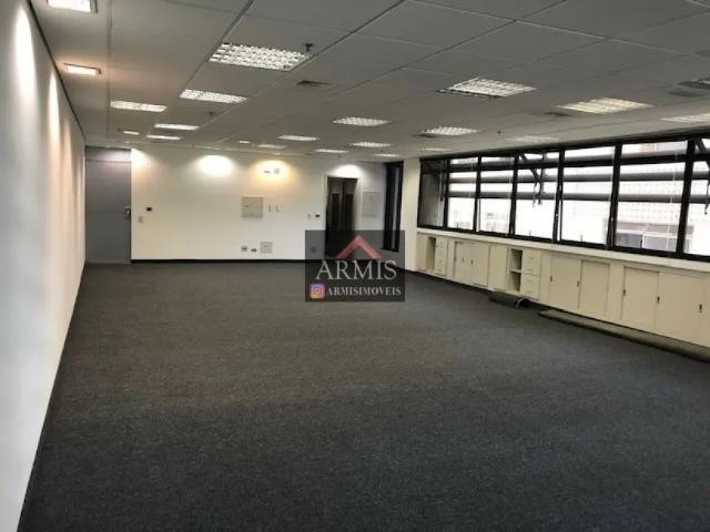 Conjunto Comercial Alto Padrão de 108m² disponível para locação na Bela Vista!