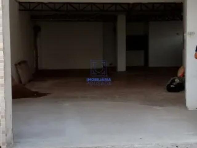 Ótimo galpão de esquina com mezanino para locação no estuario santos