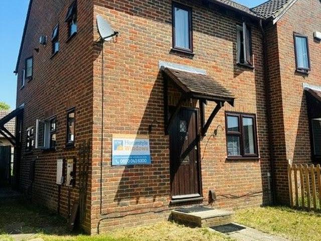 Tintagel Gardens, Rochester ME2, 1 bed terraced house to rent, £1,100 pcm | PrimeLocation