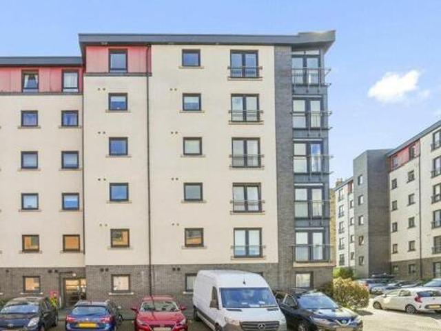 / Tinto Place, Bonnington, 2 Bedroom Ground