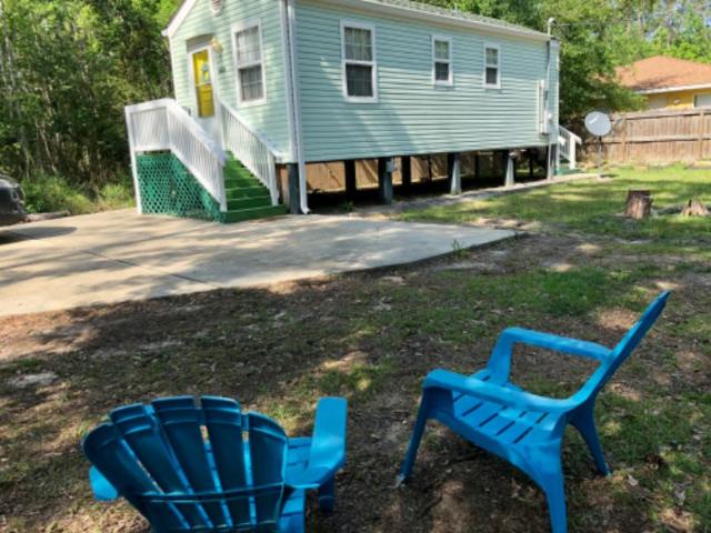 Tiny Cottage near Stennis