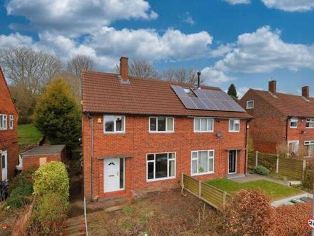 Tinshill Avenue, Leeds, 3 Bedroom Semi detached