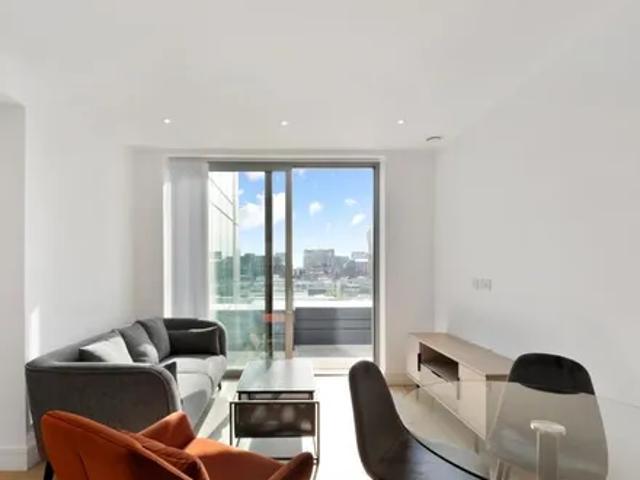 Tian Tian Market, 18 Piazza Walk, London, E1 8ZN, United Kingdom | 1 bed house for rent #167646654 | Rentberry