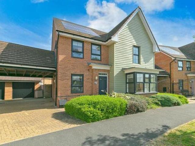 Tiberius Drive, Fairfields, 4 Bedroom Detached