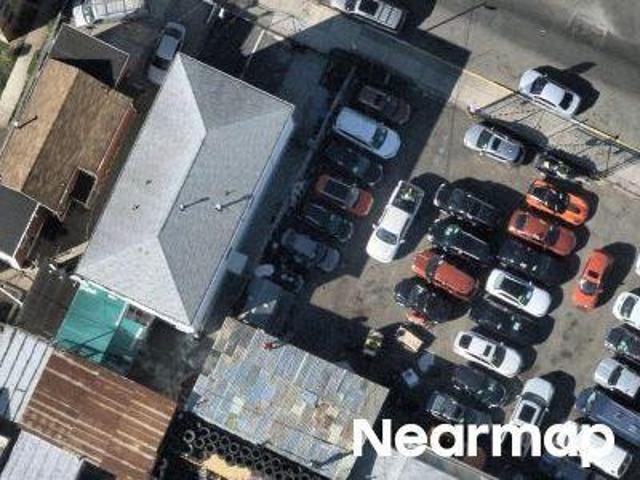 Tichenor St