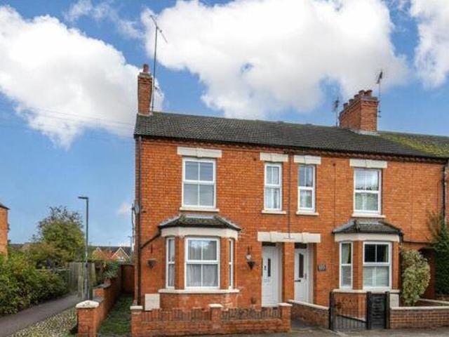 Tickford Street, Newport Pagnell, 3 Bedroom End