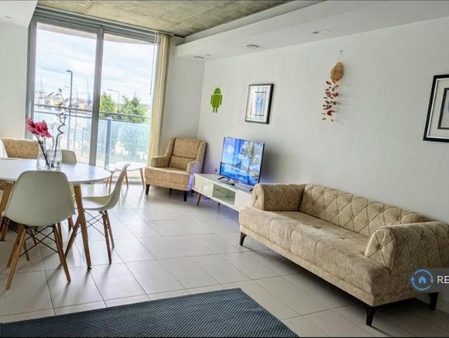 Tidal Basin Road, London, E16 1 bed flat to rent £2,050 pcm £473 pw