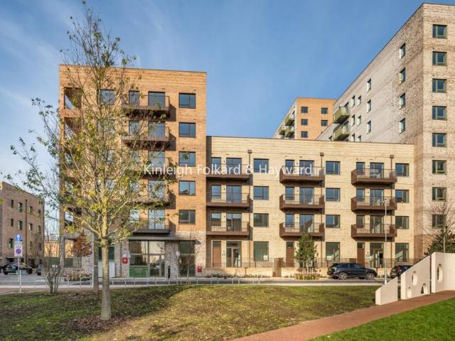Tide Street, Barking, IG11 2 bed flat to rent £1,925 pcm £444 pw