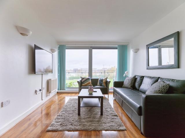Tideslea Path, London SE28 2 bed apartment to rent £1,800 pcm £415 pw