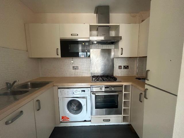 Tideslea Path, London SE28, 2 bed flat to rent, £1,750 pcm | PrimeLocation