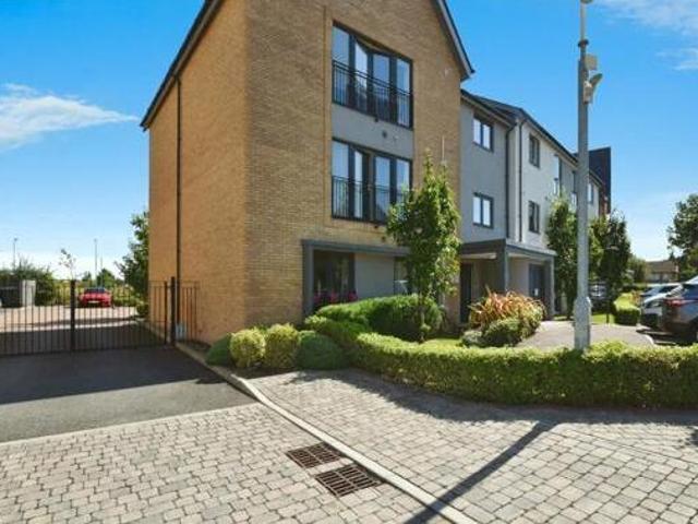 Tidman Road, Reading, 2 Bedroom Apartment