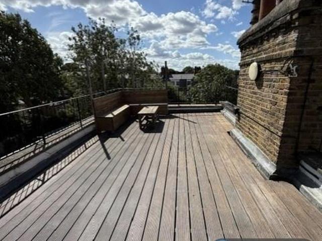 Tierney Road, London, SW2 4 bed flat to rent £3,400 pcm £785 pw