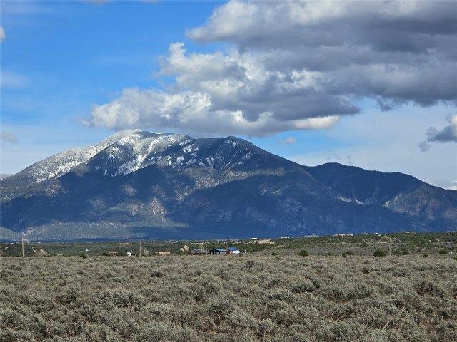 Tierra De Los Rios Subdivision Lot 13, Arroyo Hondo, NM 87514
