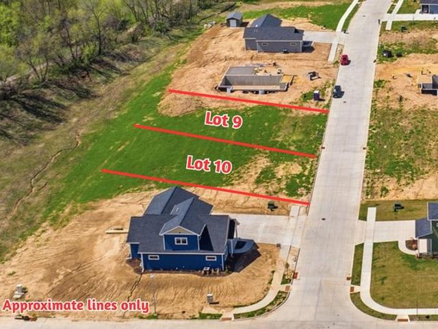 Tiffany Ct Lot 10, Dubuque, IA 52001