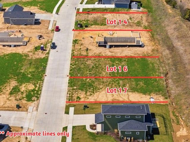Tiffany Ct Lot 16, Dubuque, IA 52001