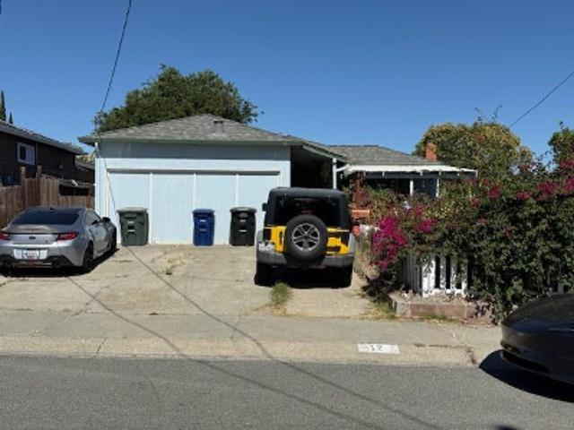 Tiffany Dr