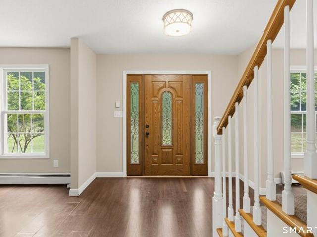 Tiffany Ln, Bristol, Home For Sale