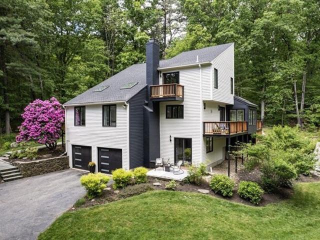 Tiffany Trl, Hopkinton, Home For Sale