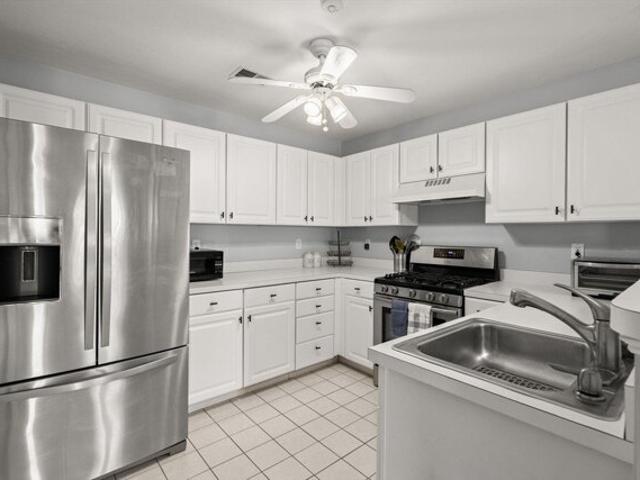 Tilden Commons Ln Unit,braintree, Condo For Sale