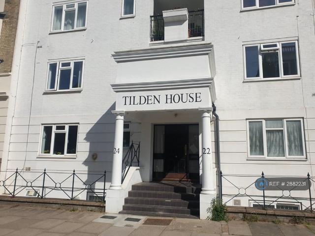 Tilden House, London, W14 3 bed flat to rent £3,100 pcm £715 pw