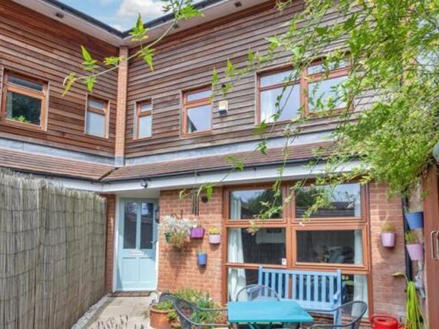 Tilden Road, Compton, 3 Bedroom Town