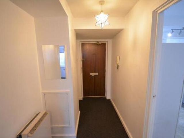 Tilehurst Court, Salford, 2 Bedroom Flat