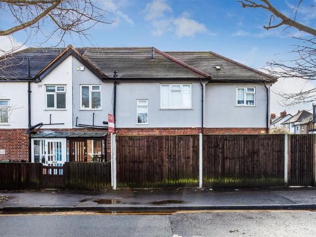 Tilehurst Road, Cheam SM3, 4 bed semi detached house to rent, £3,000 pcm | PrimeLocation