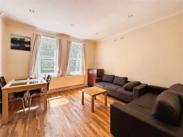 Tilehurst Road, Reading, Berkshire, RG30