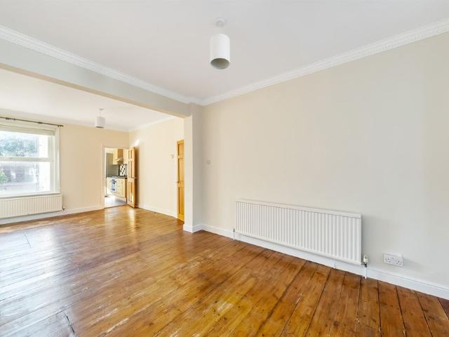 Tilehurst Road, Reading, RG1 7TP