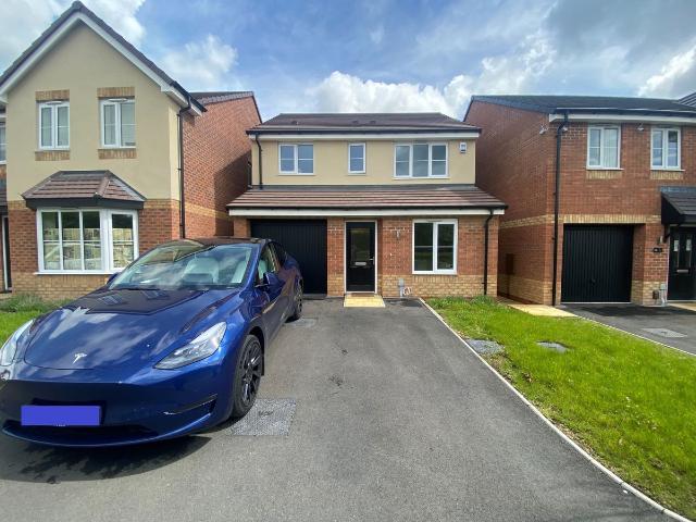 Till View, Stafford ST16, 3 bed property to rent, £1,300 pcm | PrimeLocation