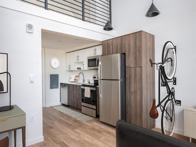 Tiller Terrace Studio Apartment for Rent at 1670 Sw Alder St, Portland, OR 97205 Goose Hollow