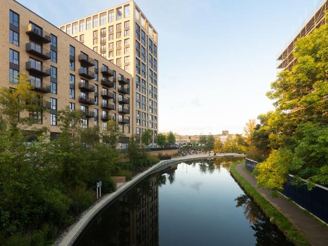 Tillermans Court, Greenford Quay UB6, 3 bed flat to rent, £2,945 pcm | PrimeLocation