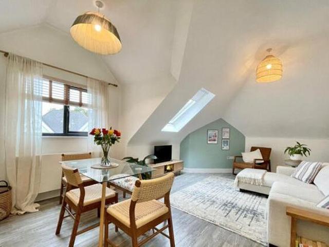 Tilly Towers, Westbourne Park Road, 2 Bedroom Apartment