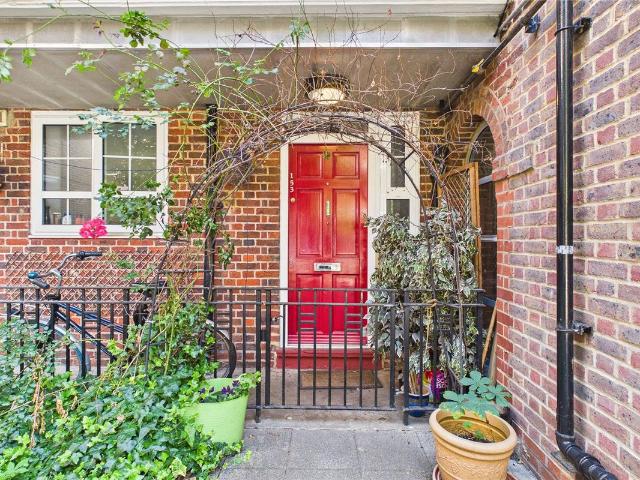 Tilson Gardens, London SW2, 2 bed flat to rent, £2,350 pcm | PrimeLocation