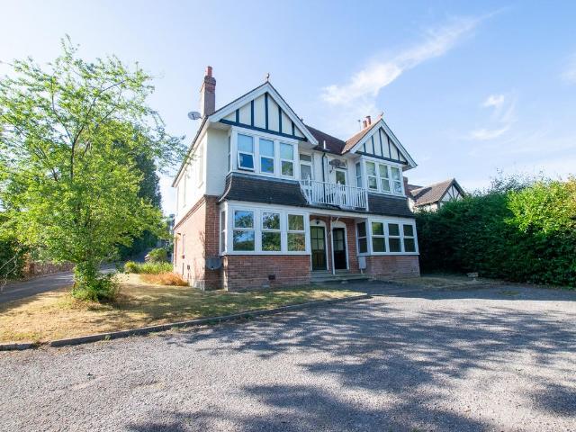 Tilsmore Road, Heathfield TN21, 2 bed flat to rent, £1,100 pcm | PrimeLocation