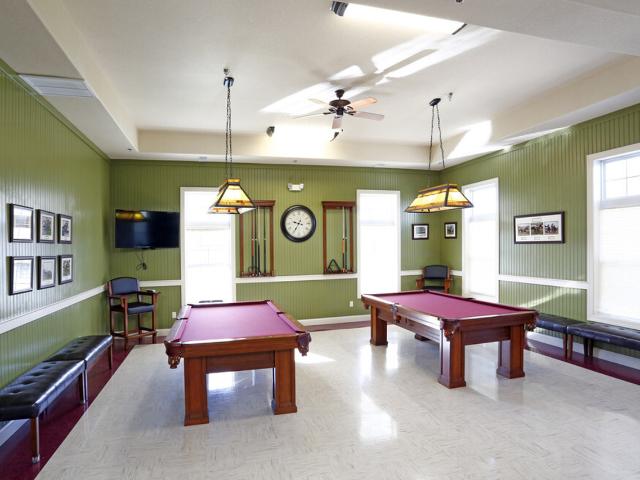 Tippe River Downs 2 Bedroom Apartment for Rent at 2630 Tippe Downs Dr, Warsaw, IN 46582