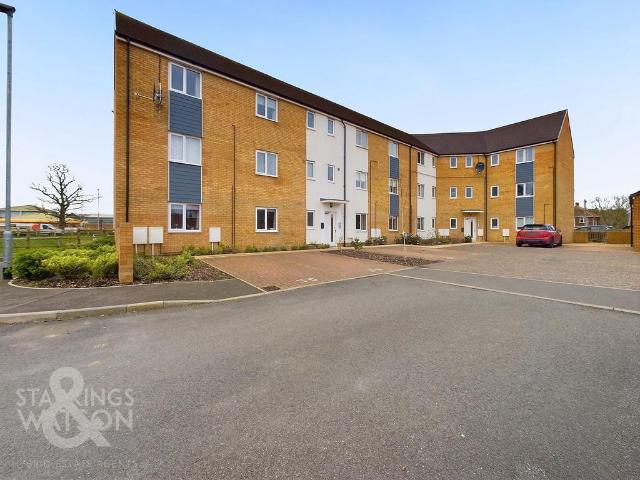 Tipperary Avenue, Wymondham 2 bed flat to rent £1,050 pcm £242 pw
