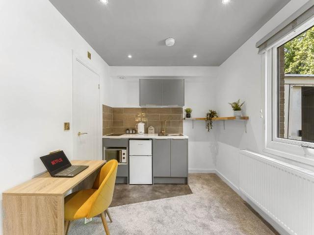 Tirrington, Bretton, Peterborough PE3, Room to rent, £749 pcm | PrimeLocation