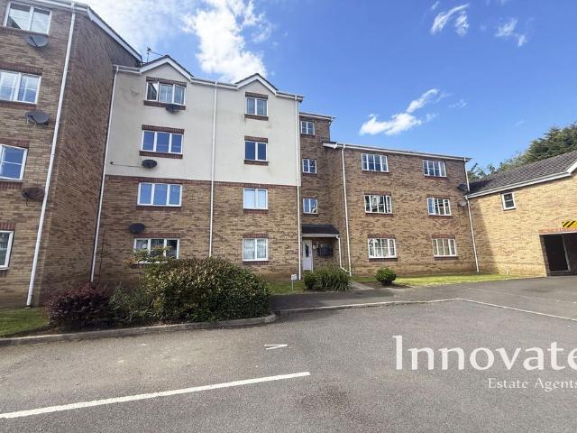 Titford Road, Oldbury B69, 2 bed flat to rent, £925 pcm | PrimeLocation