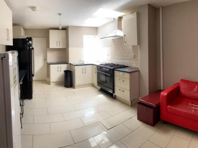 Tiverton Road, Birmingham B29, 8 bed terraced house to rent, £3,800 pcm | PrimeLocation