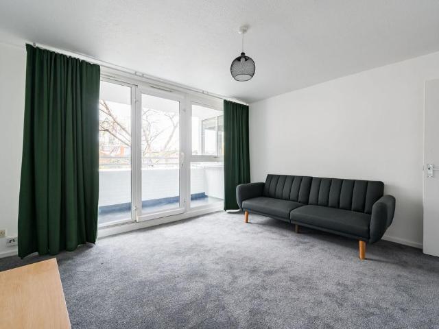 Tiverton Road, Harringay, London, N15 3 bed flat to rent £2,500 pcm £577 pw