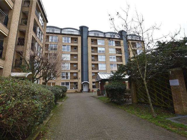 Tivoli Court, London SE16 1 bed apartment to rent £1,700 pcm £392 pw