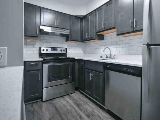 Tivoli Apartments 2 Bedroom Apartment for Rent at 1027 Tivoli Cres, Virginia Beach, VA 23453
