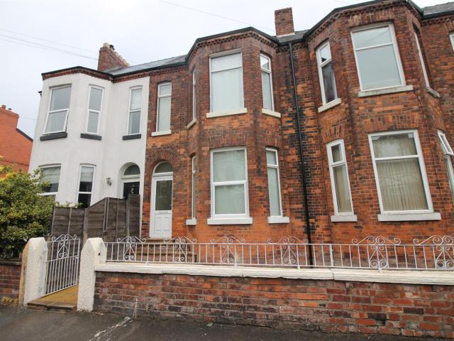 To Let1 Bed Apartment Conversion